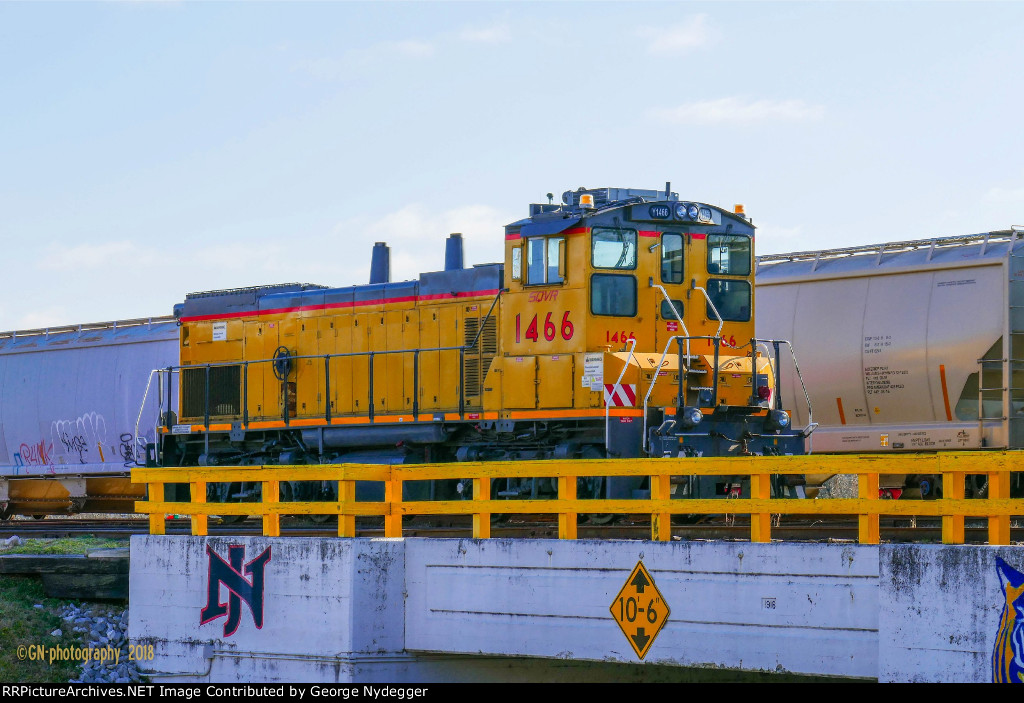 SQVR 1466 Switcher sitting at the Yard